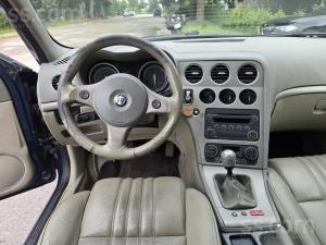 Blue Alfa Romeo 159 2006 in Talsi, with an engine capacity of 1.90 L and mileage of 278 thousand km for 1800 €, photo 12 on AUTOMOTO.COM.LV