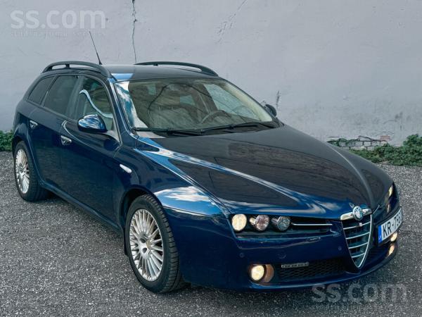 Синий Альфа Ромео 159 2006 в Рига, объемом двигателя 1.90 л и пробегом 325 тыс. км за 1390 €, фото 3 на AUTOMOTO.COM.LV