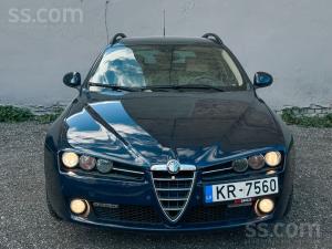 Zils Alfa Romeo 159 2006 Rīga, ar dzinēja tilpumu 1.90 L un nobraukumu 325 tūkst. km par 1390 €, foto 4 vietnē AUTOMOTO.COM.LV