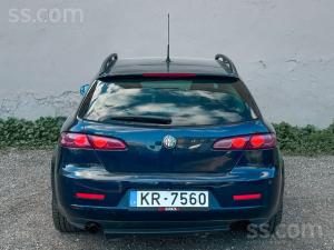 Zils Alfa Romeo 159 2006 Rīga, ar dzinēja tilpumu 1.90 L un nobraukumu 325 tūkst. km par 1390 €, foto 5 vietnē AUTOMOTO.COM.LV