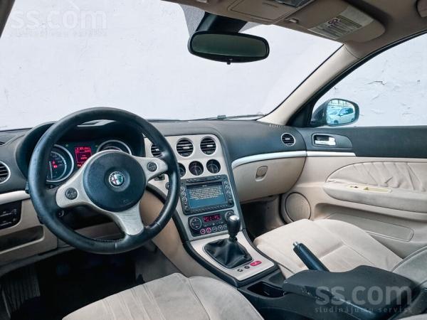 Синий Альфа Ромео 159 2006 в Рига, объемом двигателя 1.90 л и пробегом 325 тыс. км за 1390 €, фото 8 на AUTOMOTO.COM.LV