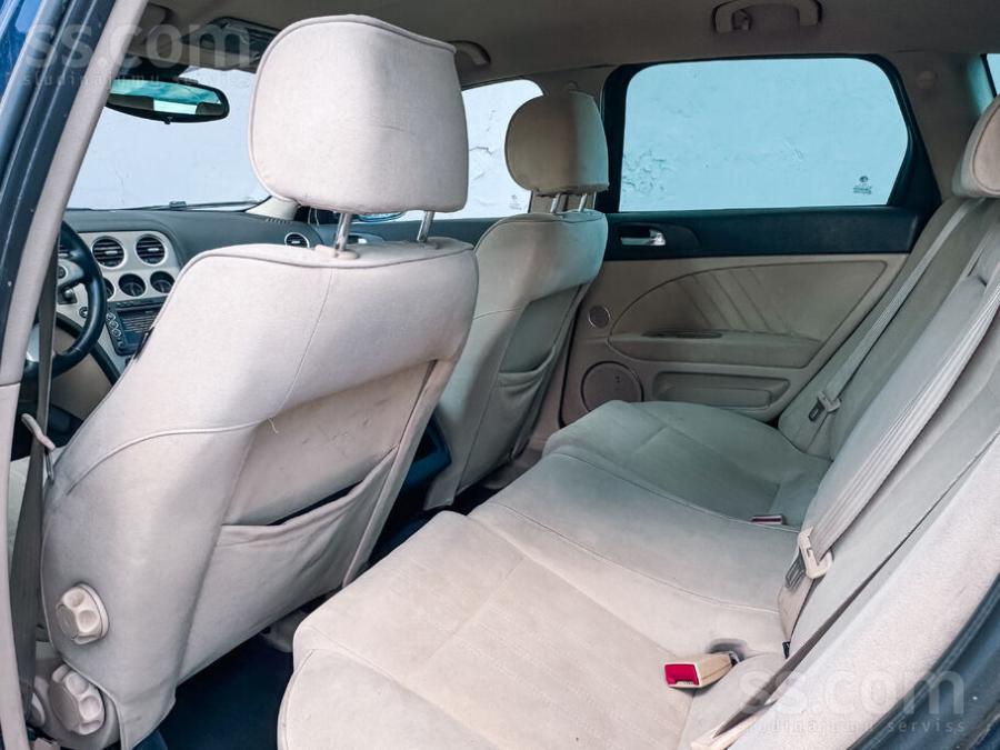 Zils Alfa Romeo 159 2006 Rīga, ar dzinēja tilpumu 1.90 L un nobraukumu 325 tūkst. km par 1390 €, foto 11 vietnē AUTOMOTO.COM.LV
