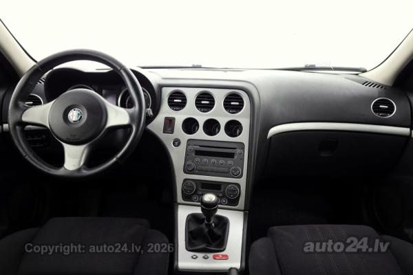 Blue Alfa Romeo 159 2008 in Tallinn, with an engine capacity of 1.90 L and mileage of 188 thousand km for 1699 €, photo 5 on AUTOMOTO.COM.LV