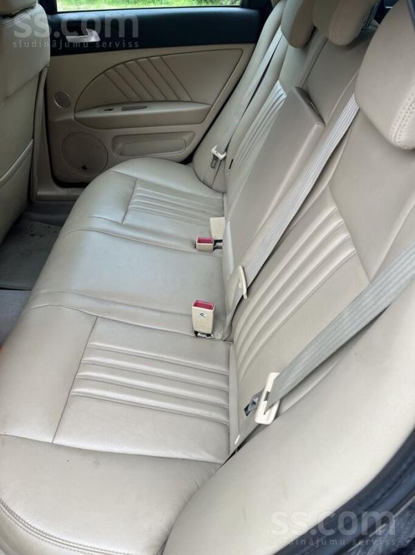 Zils Alfa Romeo 159 2010 Rīga, ar dzinēja tilpumu 2.40 L un nobraukumu 305 tūkst. km par 4200 €, foto 10 vietnē AUTOMOTO.COM.LV