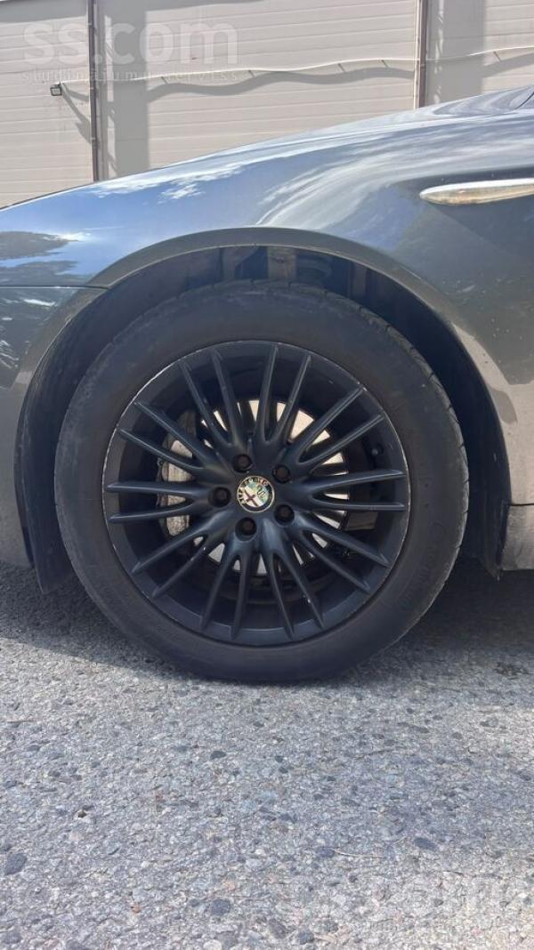 Brūns Alfa Romeo 159 2011 Ogre, ar dzinēja tilpumu 2.00 L un nobraukumu 325 tūkst. km par 3500 €, foto 5 vietnē AUTOMOTO.COM.LV