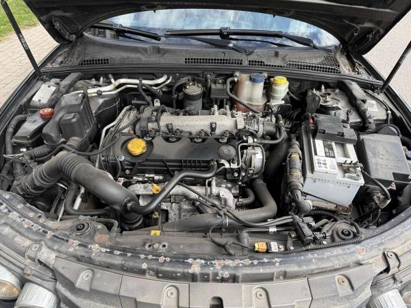 Green Alfa Romeo 159 2008 in Ukmerge, with an engine capacity of 1.91 L and mileage of 280 thousand km for 700 €, photo 11 on AUTOMOTO.COM.LV