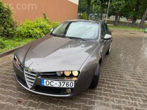 Grey Alfa Romeo 159 2006 in Riga, with an engine capacity of 1.90 L and mileage of 0 thousand km for 6000 €, photo 1 on AUTOMOTO.COM.LV