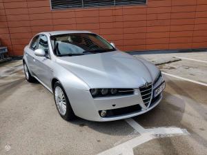 Grey Alfa Romeo 159 2006 in Siauliai, with an engine capacity of 1.86 L and mileage of 234 thousand km for 1300 €, photo 4 on AUTOMOTO.COM.LV