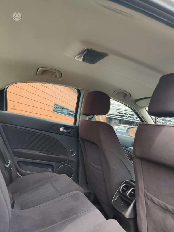 Grey Alfa Romeo 159 2006 in Siauliai, with an engine capacity of 1.86 L and mileage of 234 thousand km for 1300 €, photo 8 on AUTOMOTO.COM.LV