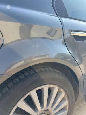Grey Alfa Romeo 159 2006 in Kaunas, with an engine capacity of 1.91 L and mileage of 281 thousand km for 1100 €, photo 8 on AUTOMOTO.COM.LV
