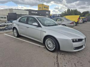 Pelēks Alfa Romeo 159 2007 Kauņa, ar dzinēja tilpumu 1.91 L un nobraukumu 368 tūkst. km par 1400 €, foto 4 vietnē AUTOMOTO.COM.LV