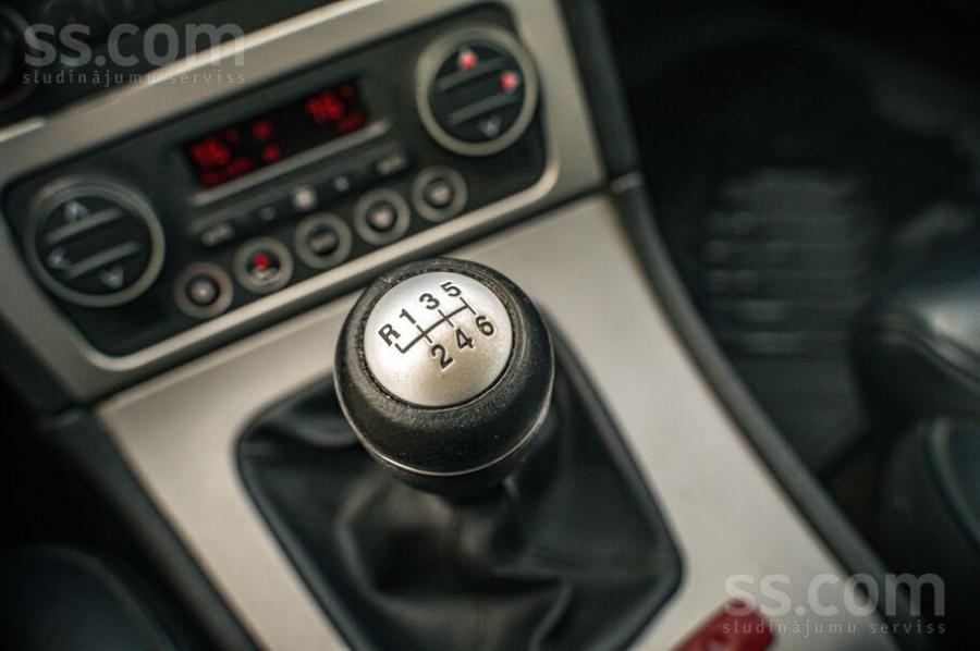Pelēks Alfa Romeo 159 2008 Rīga, ar dzinēja tilpumu 1.90 L un nobraukumu 289 tūkst. km par 1390 €, foto 19 vietnē AUTOMOTO.COM.LV