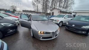 Grey Alfa Romeo 159 2007 in Riga, with an engine capacity of 2.40 L and mileage of 240 thousand km for 2700 €, photo 26 on AUTOMOTO.COM.LV