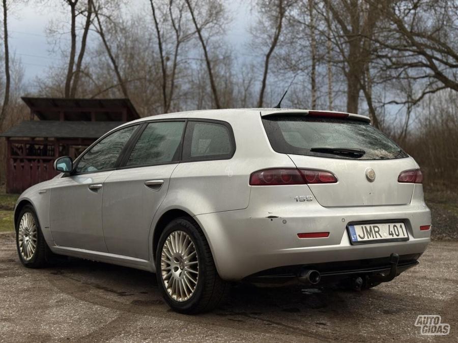 Grey Alfa Romeo 159 2007 in Kaunas, with an engine capacity of 1.90 L and mileage of 280 thousand km for 2250 €, photo 4 on AUTOMOTO.COM.LV