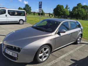 Grey Alfa Romeo 159 2007 in Klaipeda, with an engine capacity of 2.20 L and mileage of 256 thousand km for 900 €, photo  on AUTOMOTO.COM.LV