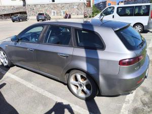Grey Alfa Romeo 159 2007 in Klaipeda, with an engine capacity of 2.20 L and mileage of 256 thousand km for 900 €, photo 6 on AUTOMOTO.COM.LV
