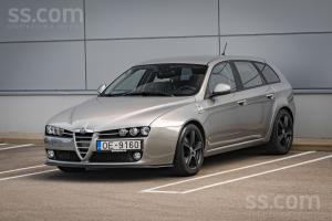 Pelēks Alfa Romeo 159 2007 Rīga, ar dzinēja tilpumu 2.20 L un nobraukumu 276 tūkst. km par 2350 €, foto  vietnē AUTOMOTO.COM.LV