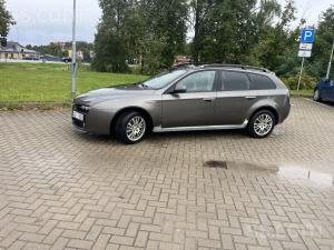 Pelēks Alfa Romeo 159 2008 Rīga, ar dzinēja tilpumu 1.90 L un nobraukumu 340 tūkst. km par 950 €, foto  vietnē AUTOMOTO.COM.LV