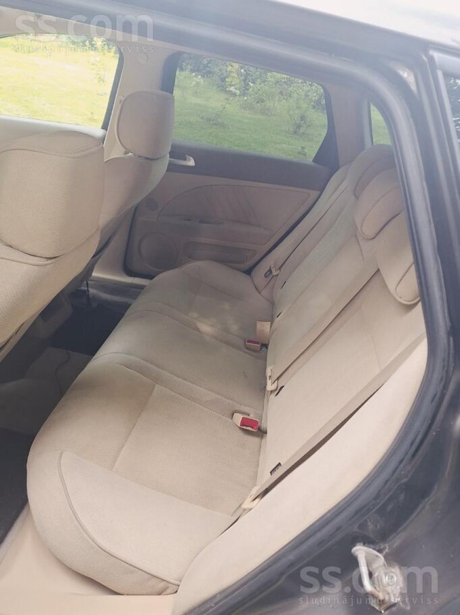 Pelēks Alfa Romeo 159 2010 Rīga, ar dzinēja tilpumu 1.90 L un nobraukumu 202 tūkst. km par 1950 €, foto 7 vietnē AUTOMOTO.COM.LV
