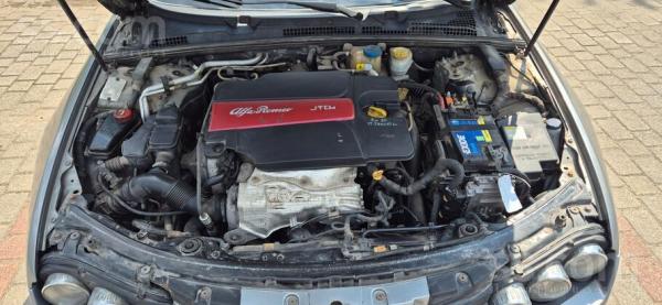 Pelēks Alfa Romeo 159 2010 Cēsis, ar dzinēja tilpumu 2.00 L un nobraukumu 301 tūkst. km par 1700 €, foto 5 vietnē AUTOMOTO.COM.LV