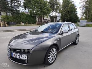 Серый Альфа Ромео 159 2010 в Вильнюс, объемом двигателя 1.90 л и пробегом 328 тыс. км за 2250 €, фото  на AUTOMOTO.COM.LV