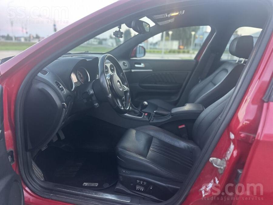 Sarkans Alfa Romeo 159 2011 Rīga, ar dzinēja tilpumu 2.00 L un nobraukumu 201 tūkst. km par 3700 €, foto 6 vietnē AUTOMOTO.COM.LV