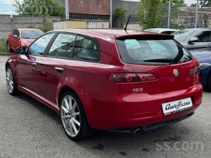 Sarkans Alfa Romeo 159 2010 Rīga, ar dzinēja tilpumu 1.80 L un nobraukumu 116 tūkst. km par 5900 €, foto 8 vietnē AUTOMOTO.COM.LV