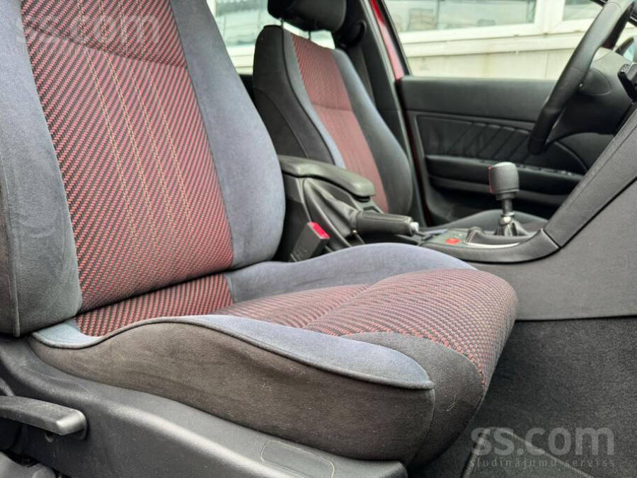 Sarkans Alfa Romeo 159 2010 Rīga, ar dzinēja tilpumu 1.80 L un nobraukumu 116 tūkst. km par 5900 €, foto 13 vietnē AUTOMOTO.COM.LV