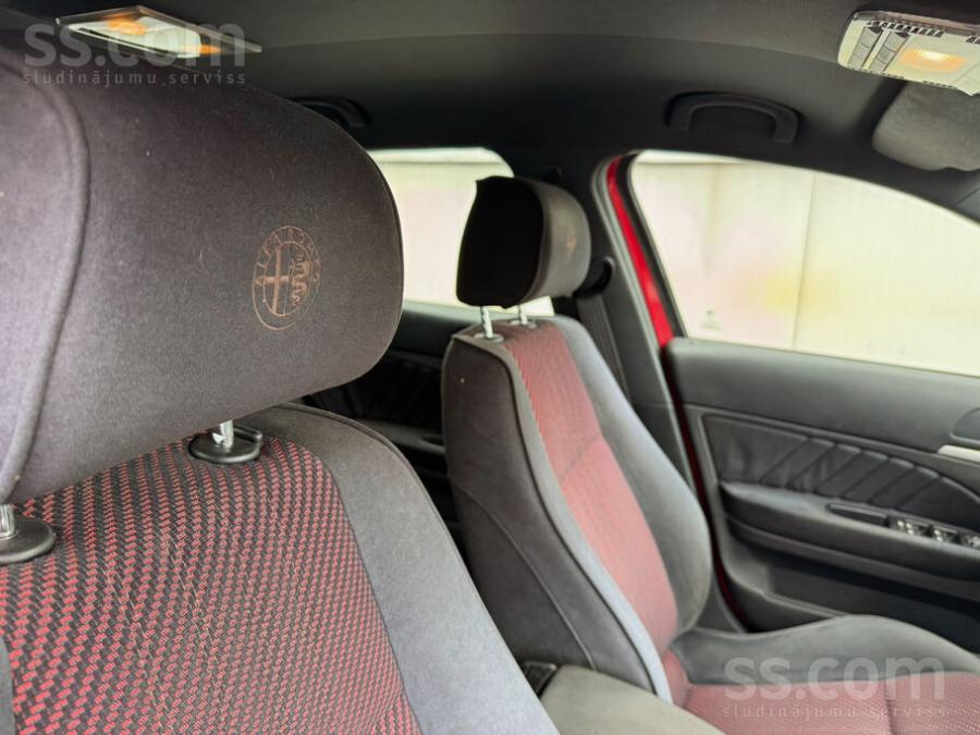 Sarkans Alfa Romeo 159 2010 Rīga, ar dzinēja tilpumu 1.80 L un nobraukumu 116 tūkst. km par 5900 €, foto 15 vietnē AUTOMOTO.COM.LV