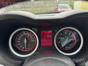 Sarkans Alfa Romeo 159 2010 Rīga, ar dzinēja tilpumu 1.80 L un nobraukumu 116 tūkst. km par 5900 €, foto 23 vietnē AUTOMOTO.COM.LV