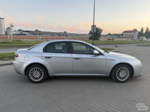 Alfa Romeo 159 2006 Kauņa, ar dzinēja tilpumu 1.90 L un nobraukumu 284 tūkst. km par 1300 €, foto 4 vietnē AUTOMOTO.COM.LV