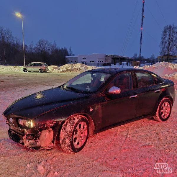 Alfa Romeo 159 2007 Viļņa, ar dzinēja tilpumu 1.90 L un nobraukumu 247 tūkst. km par 1200 €, foto 1 vietnē AUTOMOTO.COM.LV