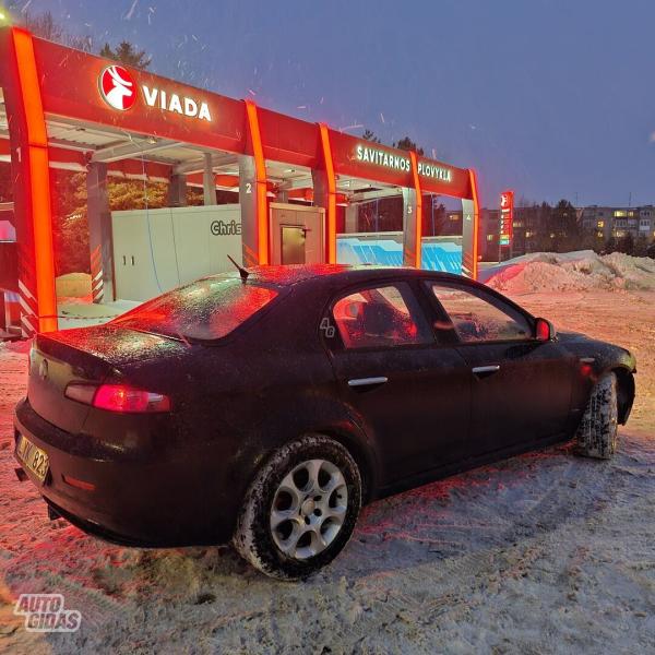 Alfa Romeo 159 2007 Viļņa, ar dzinēja tilpumu 1.90 L un nobraukumu 247 tūkst. km par 1200 €, foto 4 vietnē AUTOMOTO.COM.LV