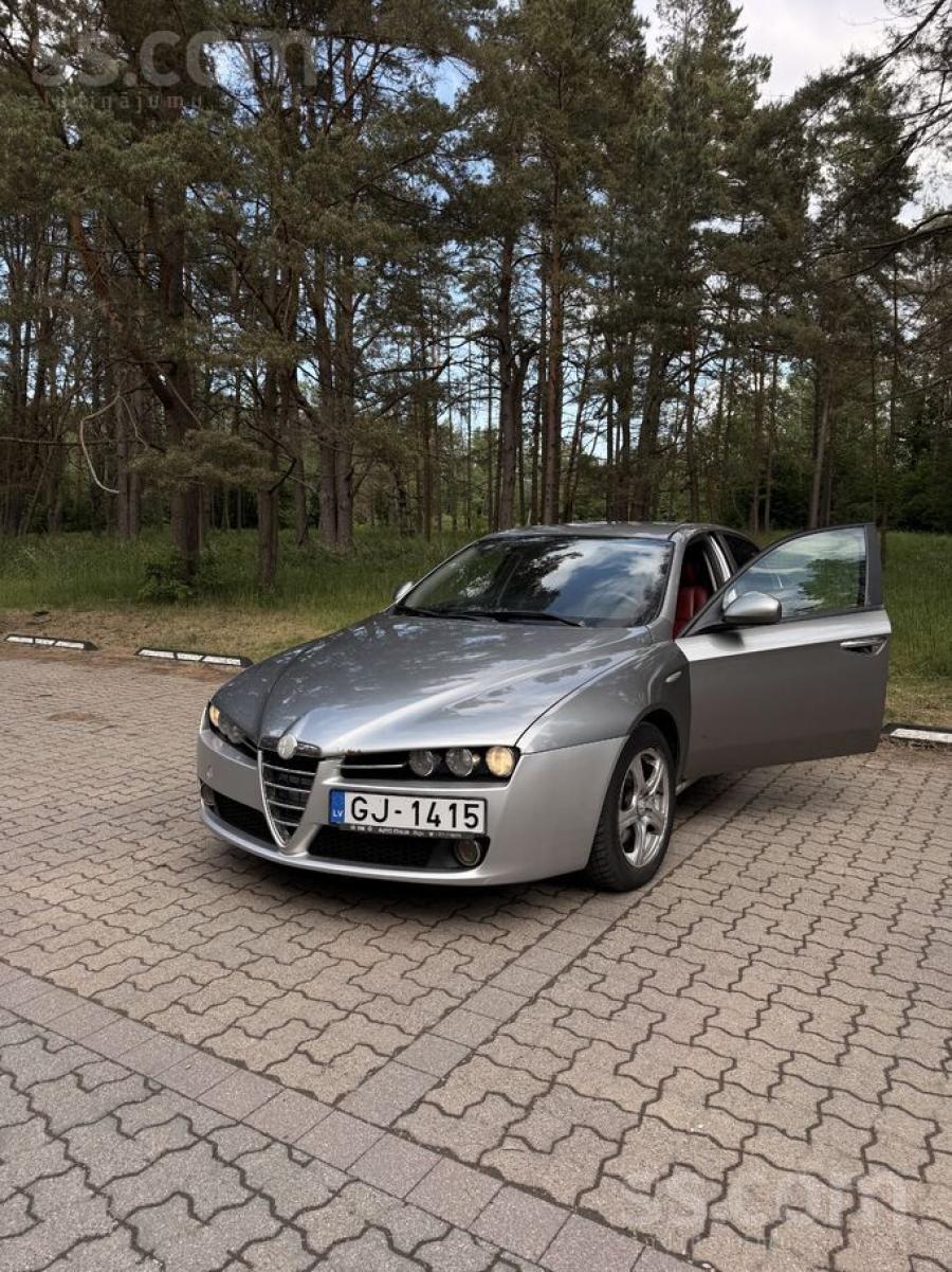 Alfa Romeo 159 2007 Rīga, ar dzinēja tilpumu 1.90 L un nobraukumu 179 tūkst. km par 1650 €, foto 1 vietnē AUTOMOTO.COM.LV