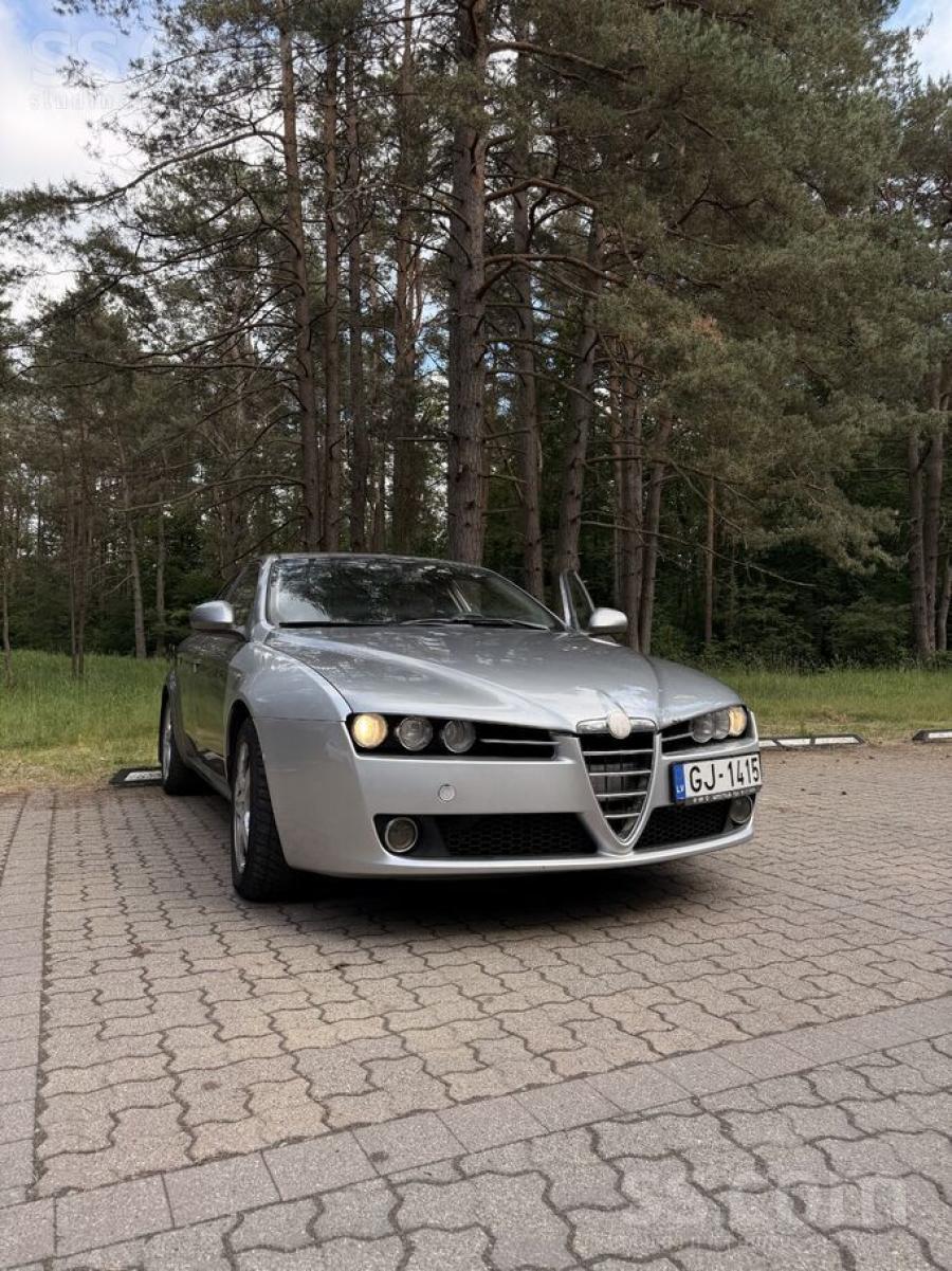 Alfa Romeo 159 2007 Rīga, ar dzinēja tilpumu 1.90 L un nobraukumu 179 tūkst. km par 1650 €, foto 3 vietnē AUTOMOTO.COM.LV