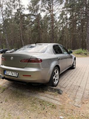 Alfa Romeo 159 2007 Rīga, ar dzinēja tilpumu 1.90 L un nobraukumu 179 tūkst. km par 1650 €, foto 4 vietnē AUTOMOTO.COM.LV