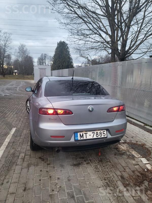 Alfa Romeo 159 2009 Rīga, ar dzinēja tilpumu 1.90 L un nobraukumu 222 tūkst. km par 3000 €, foto 3 vietnē AUTOMOTO.COM.LV