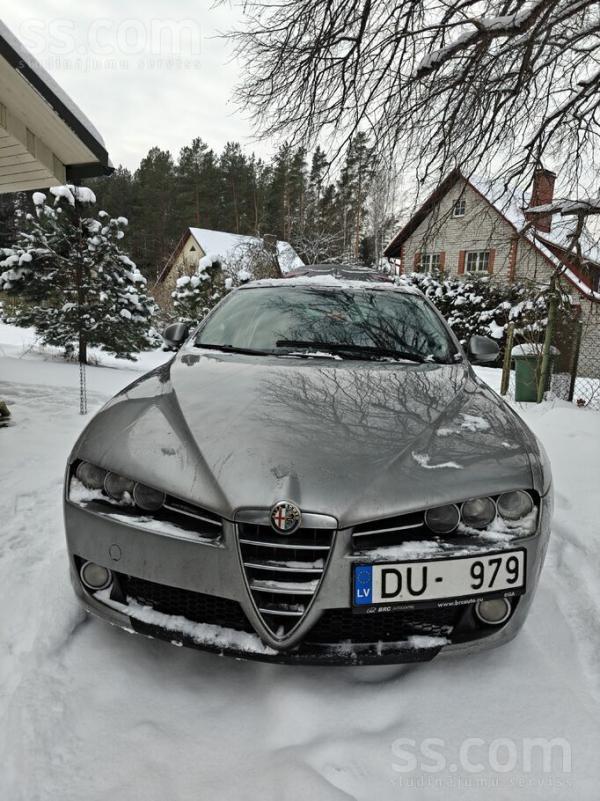 Alfa Romeo 159 2009 Rīga, ar dzinēja tilpumu 2.20 L un nobraukumu 215 tūkst. km par 1550 €, foto 1 vietnē AUTOMOTO.COM.LV