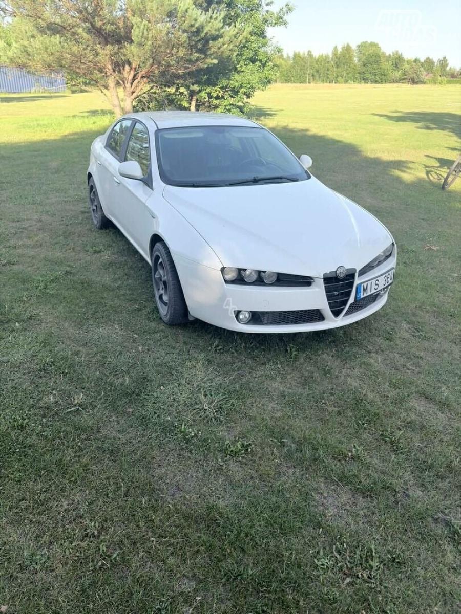 Alfa Romeo 159 2009 Klaipėda, ar dzinēja tilpumu 1.80 L un nobraukumu 320 tūkst. km par 1600 €, foto 3 vietnē AUTOMOTO.COM.LV