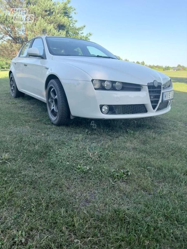 Alfa Romeo 159 2009 Klaipėda, ar dzinēja tilpumu 1.80 L un nobraukumu 320 tūkst. km par 1600 €, foto 7 vietnē AUTOMOTO.COM.LV
