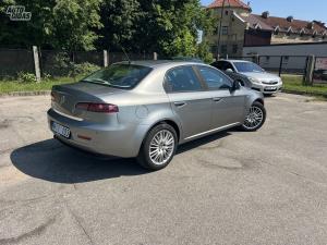 Alfa Romeo 159 2009 Šauļi, ar dzinēja tilpumu 2.00 L un nobraukumu 0 tūkst. km par 1949 €, foto 8 vietnē AUTOMOTO.COM.LV