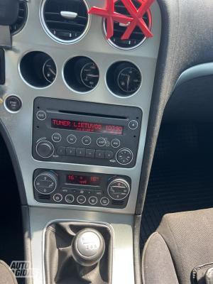 Alfa Romeo 159 2009 Šauļi, ar dzinēja tilpumu 2.00 L un nobraukumu 0 tūkst. km par 1949 €, foto 18 vietnē AUTOMOTO.COM.LV