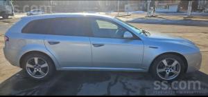 Alfa Romeo 159 2006 Rīga, ar dzinēja tilpumu 2.40 L un nobraukumu 238 tūkst. km par 1150 €, foto 2 vietnē AUTOMOTO.COM.LV