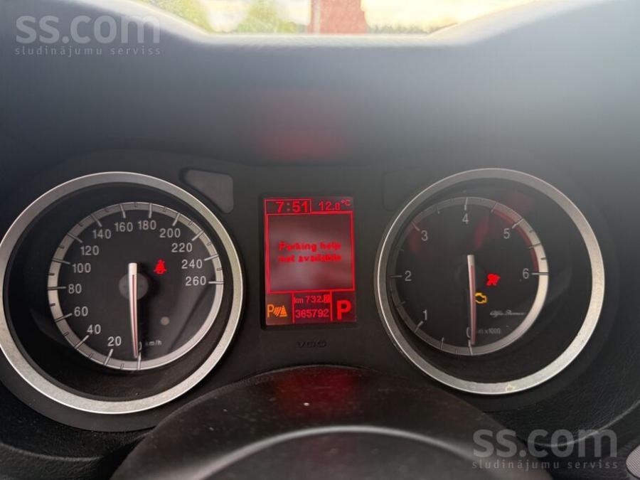 Alfa Romeo 159 2006 Rīga, ar dzinēja tilpumu 1.90 L un nobraukumu 366 tūkst. km par 900 €, foto 8 vietnē AUTOMOTO.COM.LV