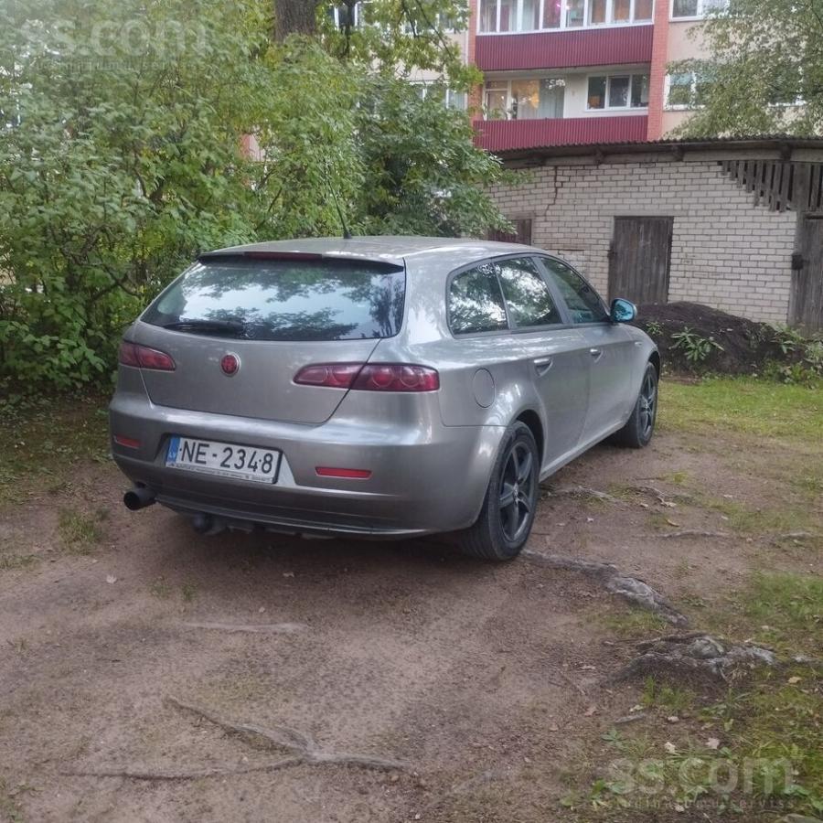 Alfa Romeo 159 2007 Rīga, ar dzinēja tilpumu 1.90 L un nobraukumu 318 tūkst. km par 2000 €, foto 1 vietnē AUTOMOTO.COM.LV