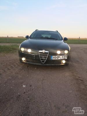 Alfa Romeo 159 2007 in Silute, with an engine capacity of 1.90 L and mileage of 311 thousand km for 750 €, photo 4 on AUTOMOTO.COM.LV