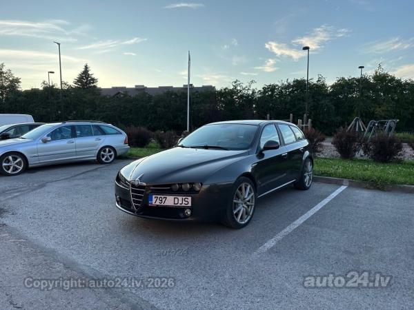 Alfa Romeo 159 2008 Tallina, ar dzinēja tilpumu 1.90 L un nobraukumu 240 tūkst. km par 2500 €, foto 2 vietnē AUTOMOTO.COM.LV