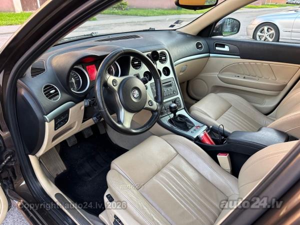 Alfa Romeo 159 2008 in Tallinn, with an engine capacity of 1.90 L and mileage of 240 thousand km for 2500 €, photo 7 on AUTOMOTO.COM.LV