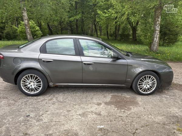 Альфа Ромео 159 2009 в Шяуляй, объемом двигателя 1.90 л и пробегом 335 тыс. км за 1250 €, фото 6 на AUTOMOTO.COM.LV
