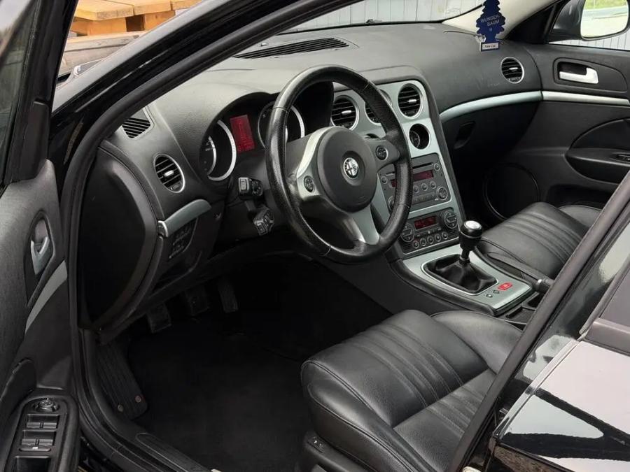Альфа Ромео 159 2010 в Рига, объемом двигателя 1.70 л и пробегом 156 тыс. км за 5980 €, фото 8 на AUTOMOTO.COM.LV